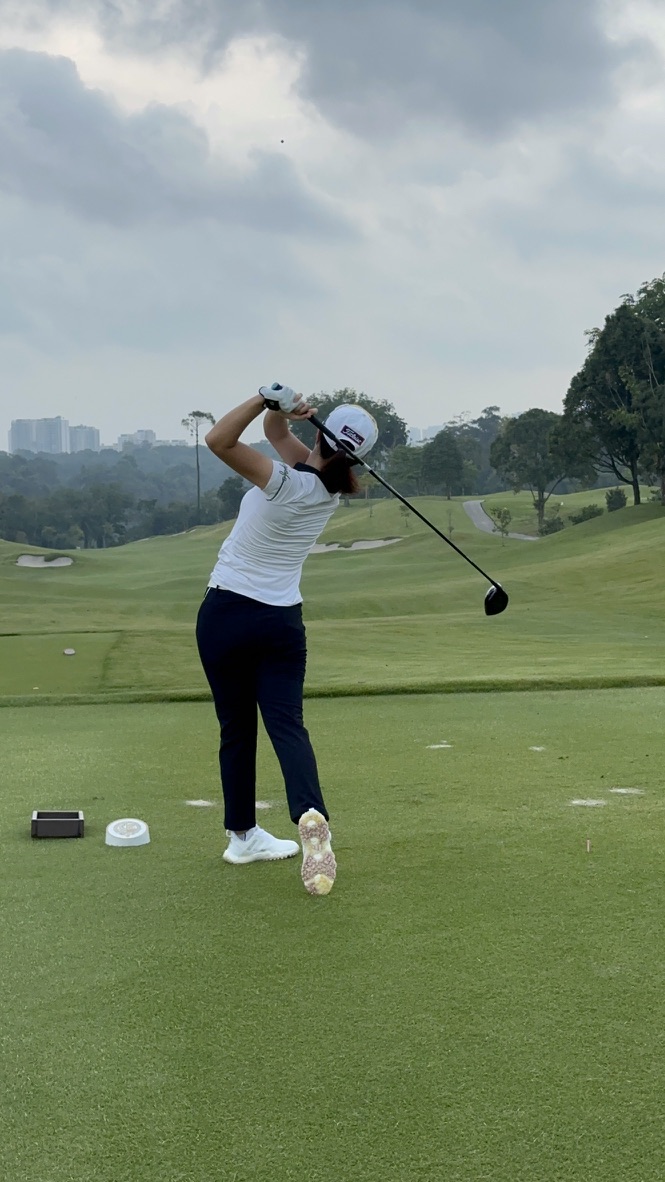 Golf with Tae Kyung Kim from Hidden Castle – miniLiew