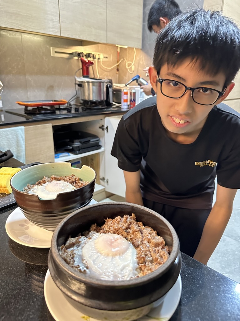 Ken Can Cook – Oyster Egg Omelette – miniLiew